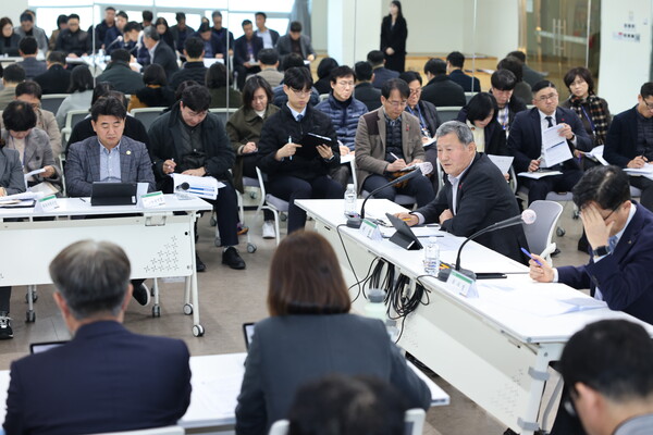 원도심서 열린 새해 첫 간부회의…제주시, 현장 중심 시정 본격 가동